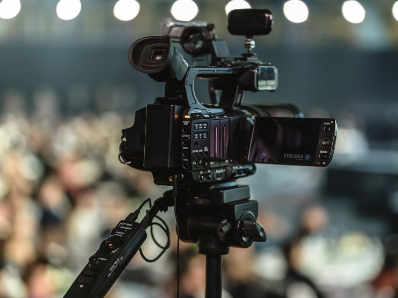 Live streaming in Streamio is easy and secure!